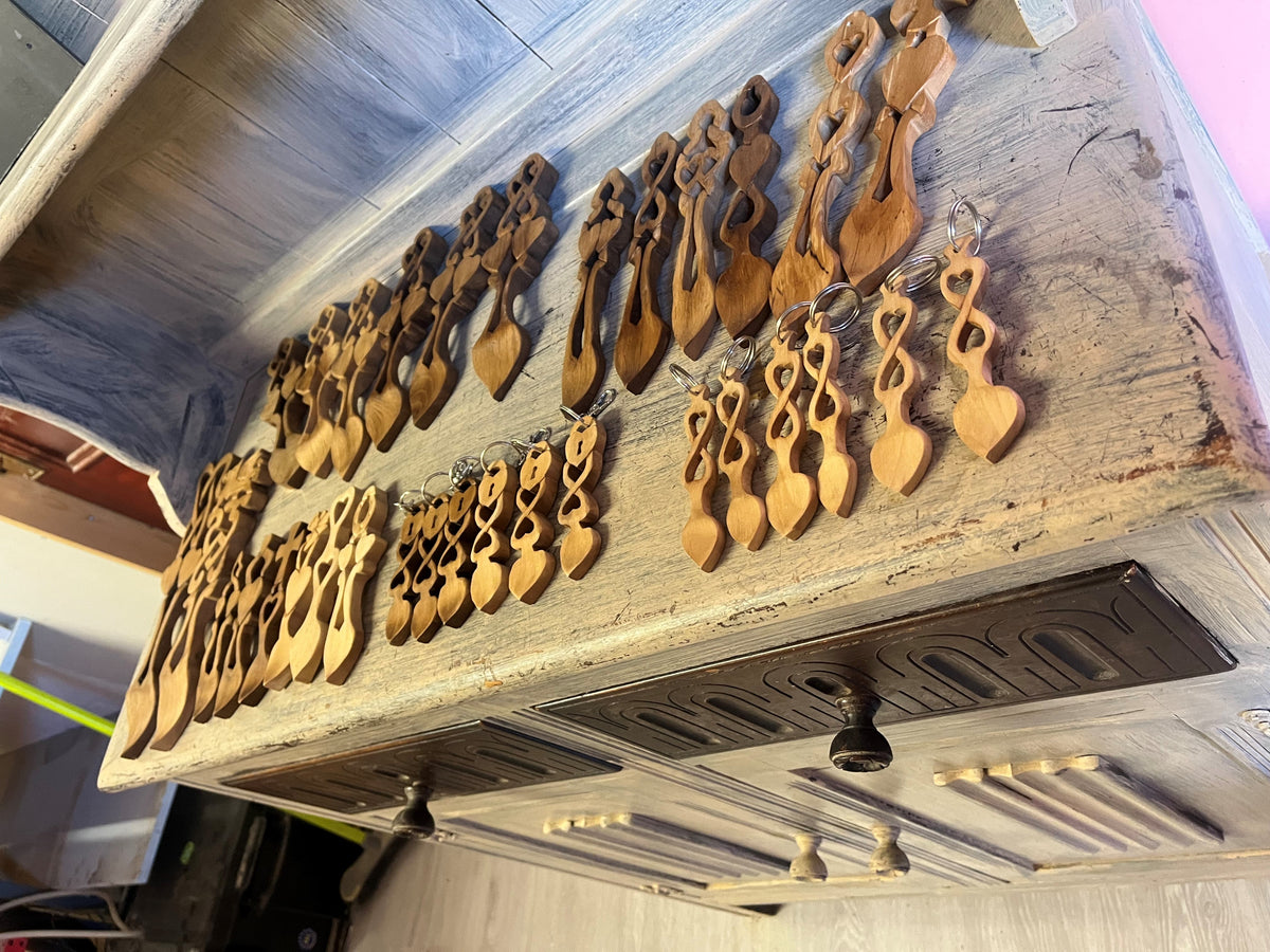 Personalised Oak Lovespoon - InterLinked Carved Hearts Wedding, Annive ...